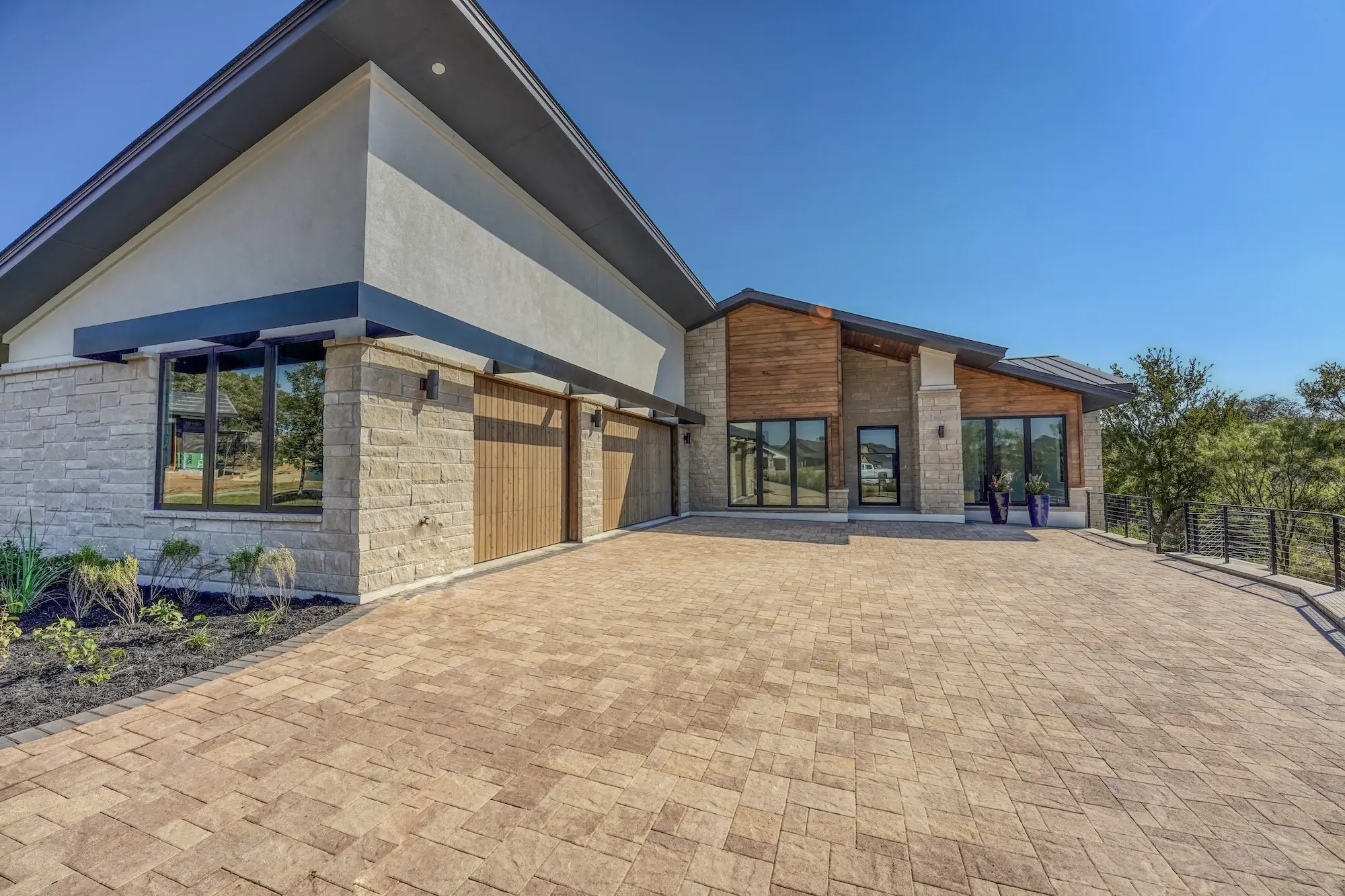 Midtown Architects – Sophisticated design. Experienced approach.