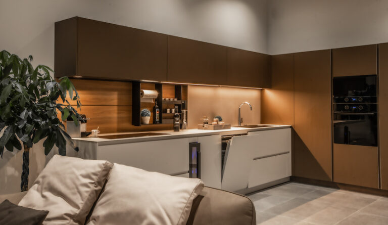 Nova Casa/Pando : l’électro, une valeur ajoutée certaine ! - Cuisines ...