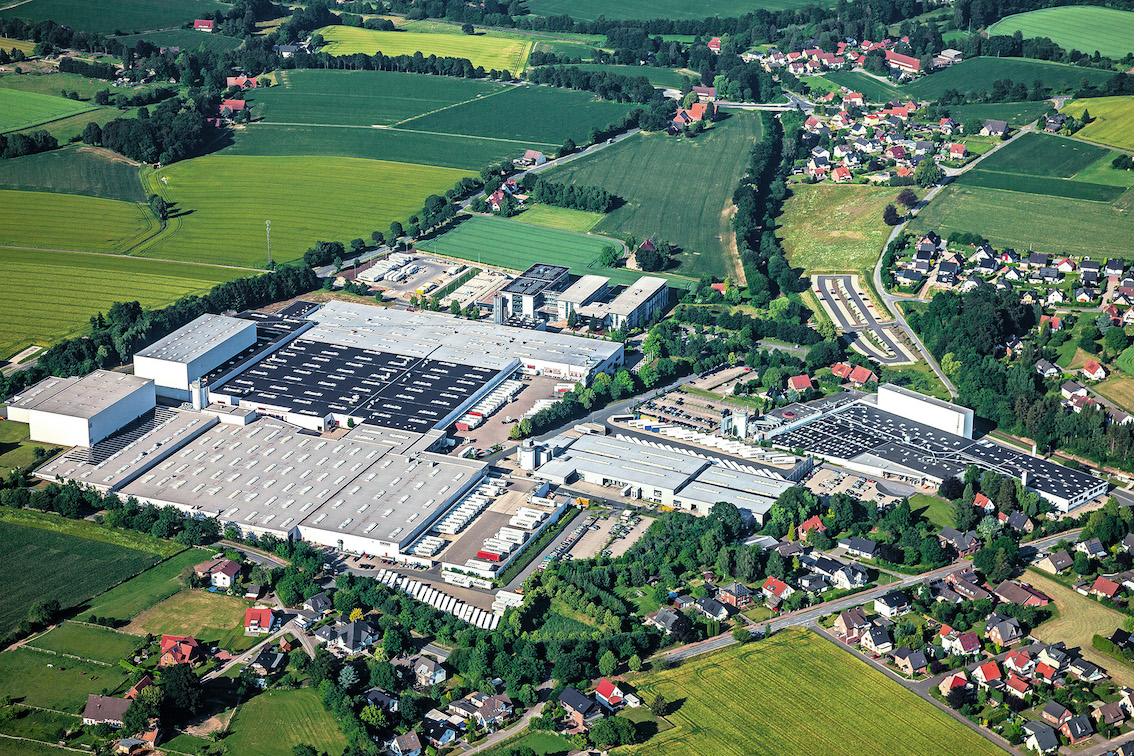 En recul en 2023, Häcker Küchen envisage l'année en cours "avec ...