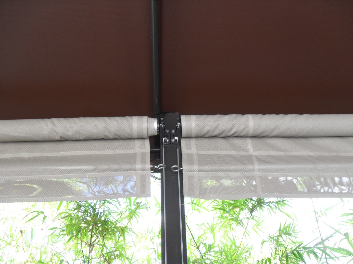 Vertical Shade & Panel Company | Walker Awning