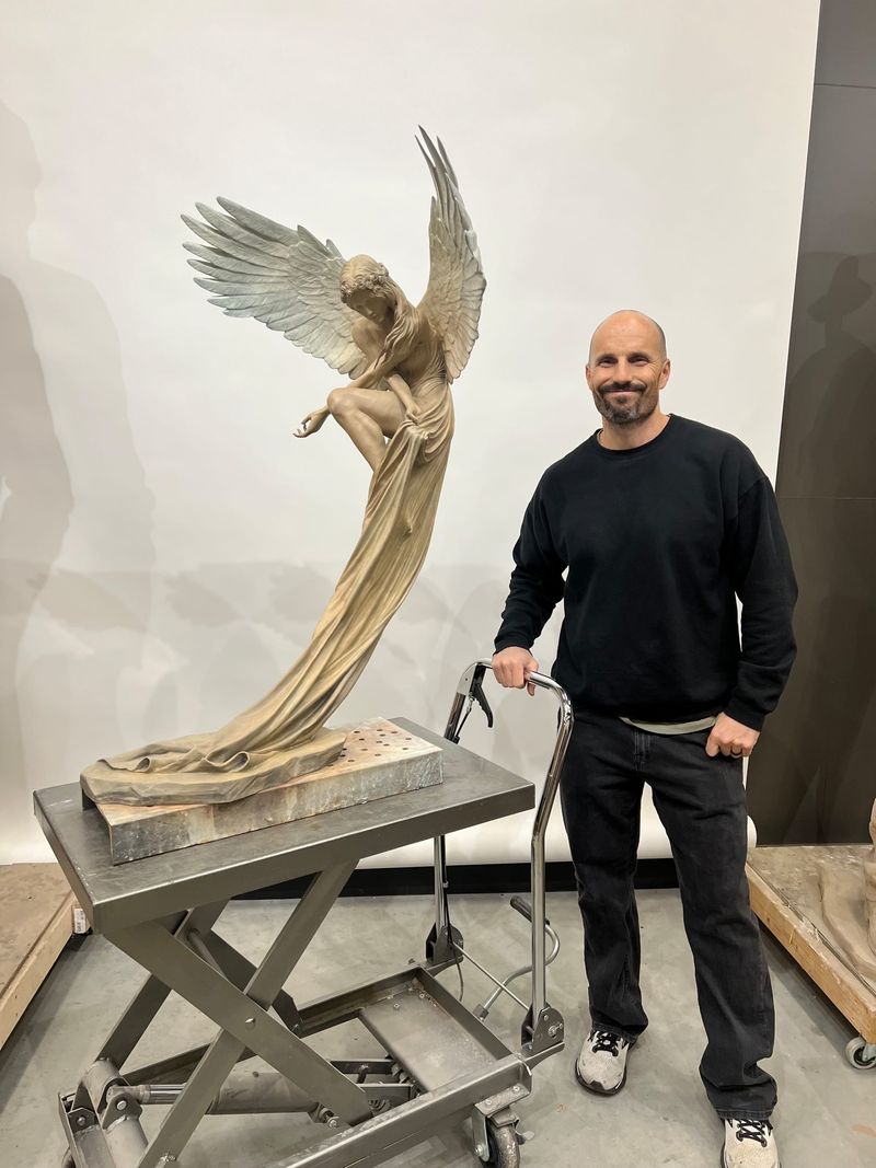 *Benjamin Victor | Artist Page