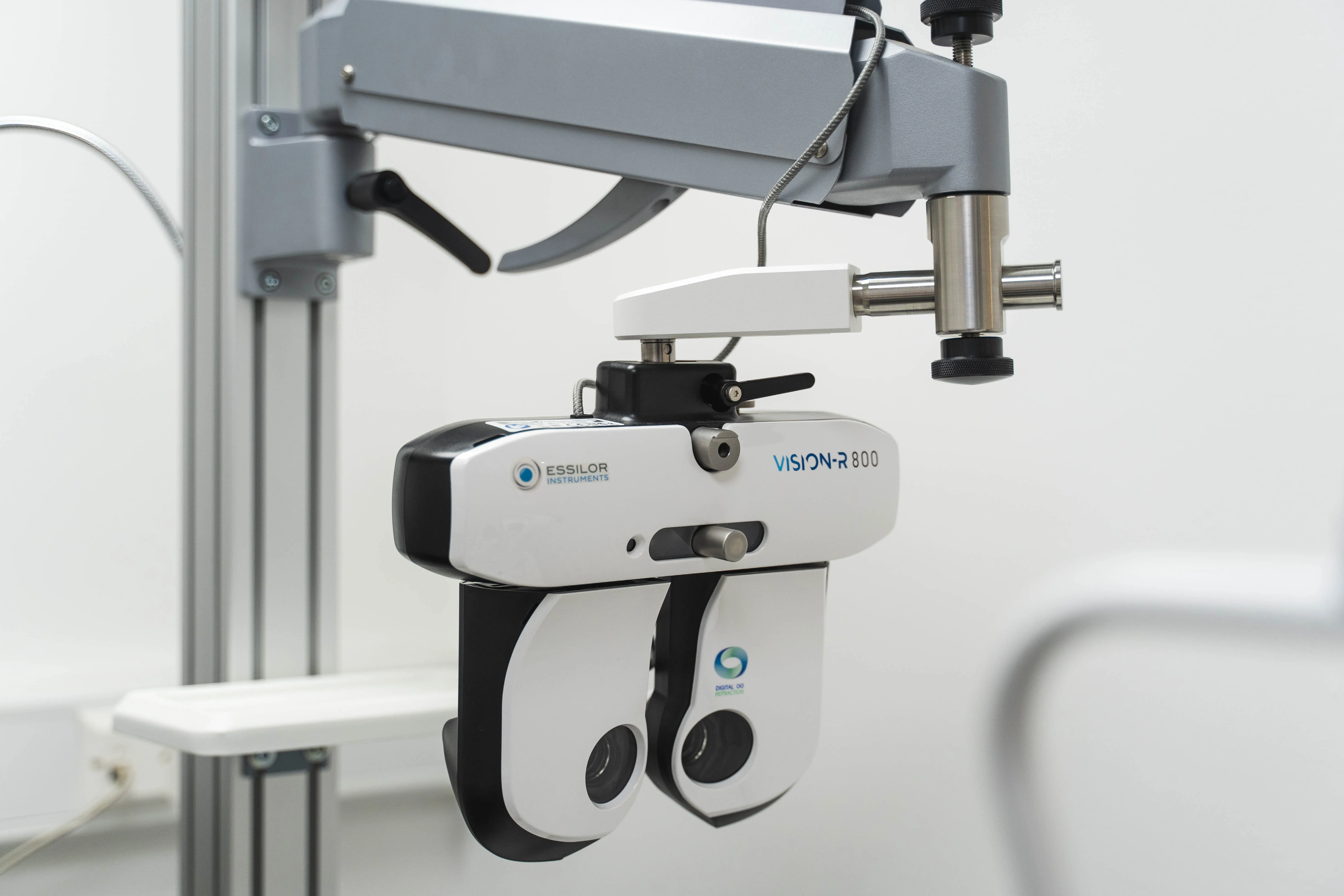 Get in Touch with Pabari Opticians - Your Birmingham Eye Care Experts