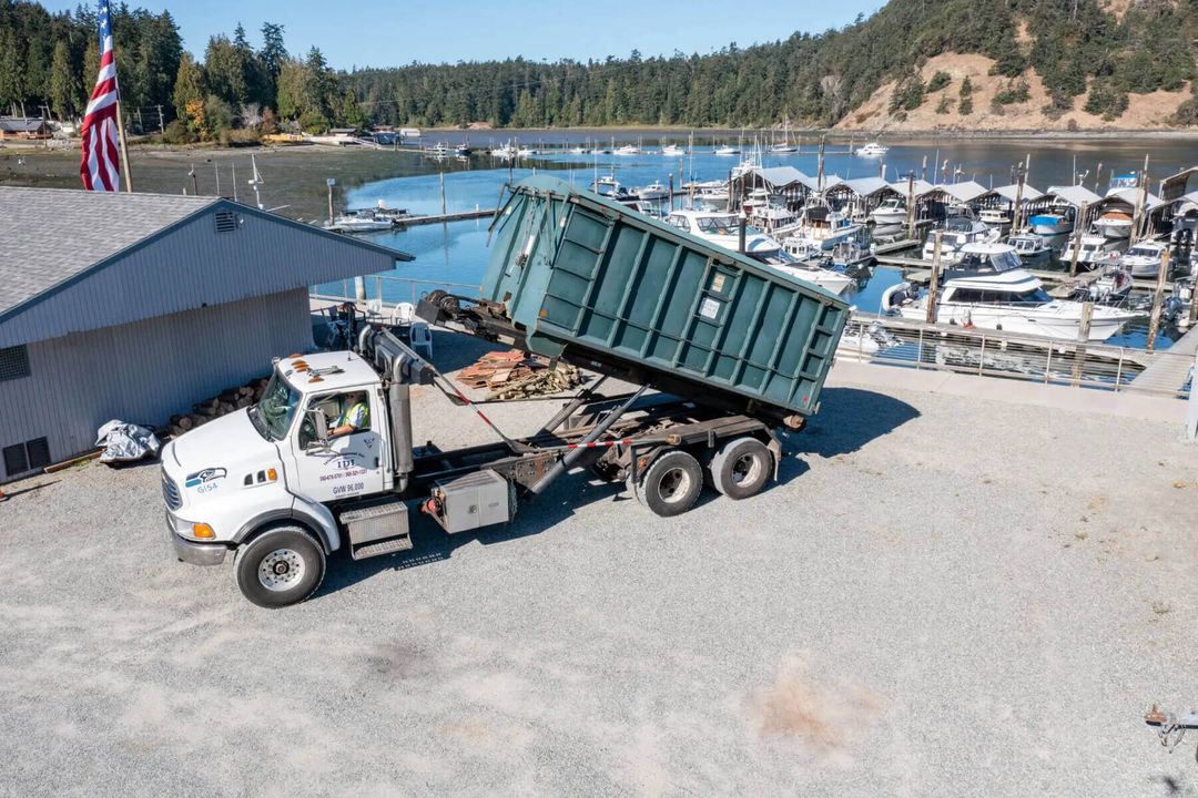Island Disposal | Trash Pickup Services