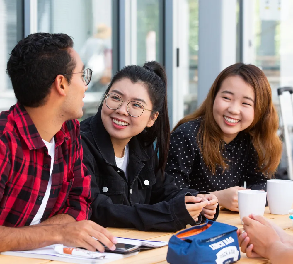 ELA语言学院 | 奥克兰大学 | 世界级英语课程，直升名校路径