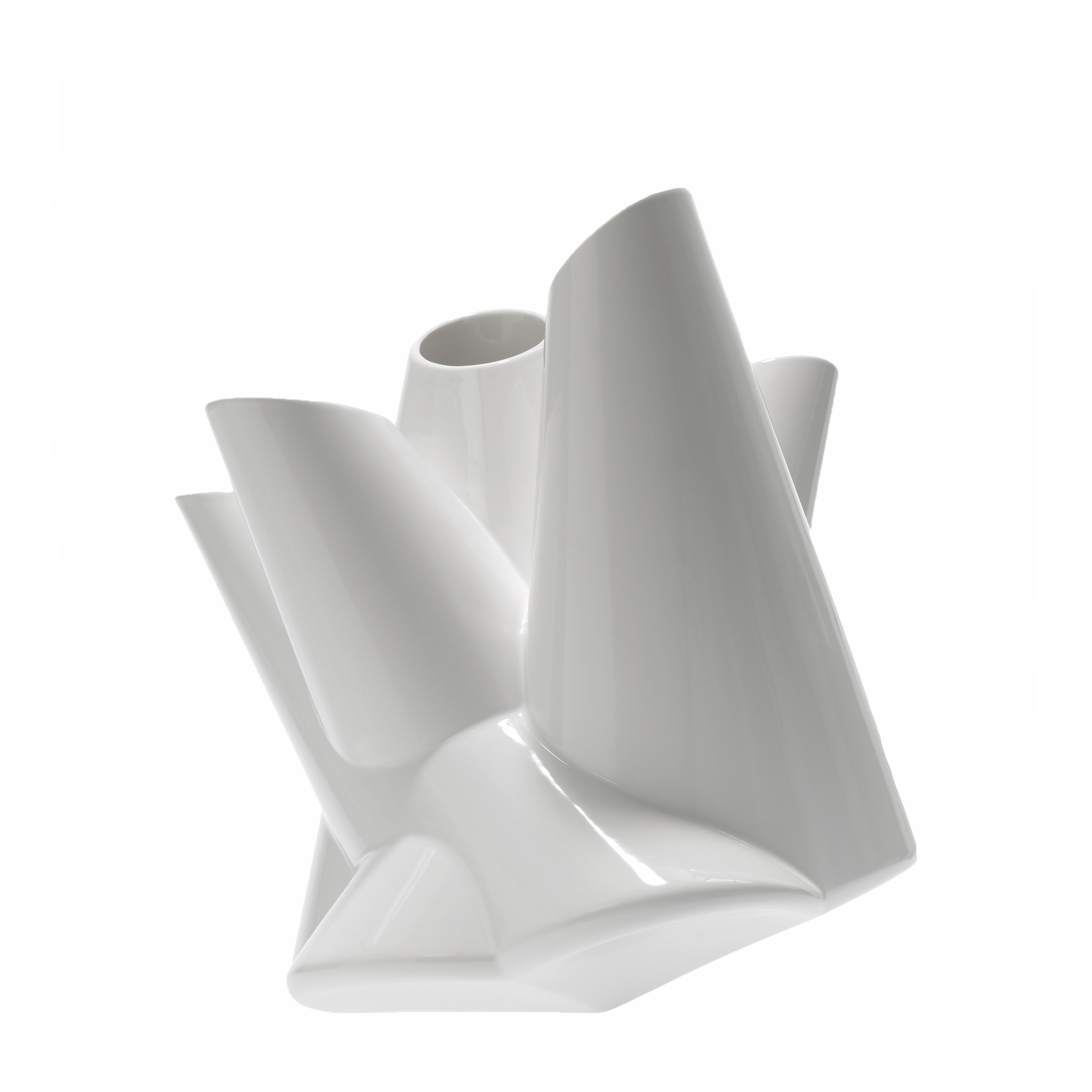 Gili by Studio Roderick Vos