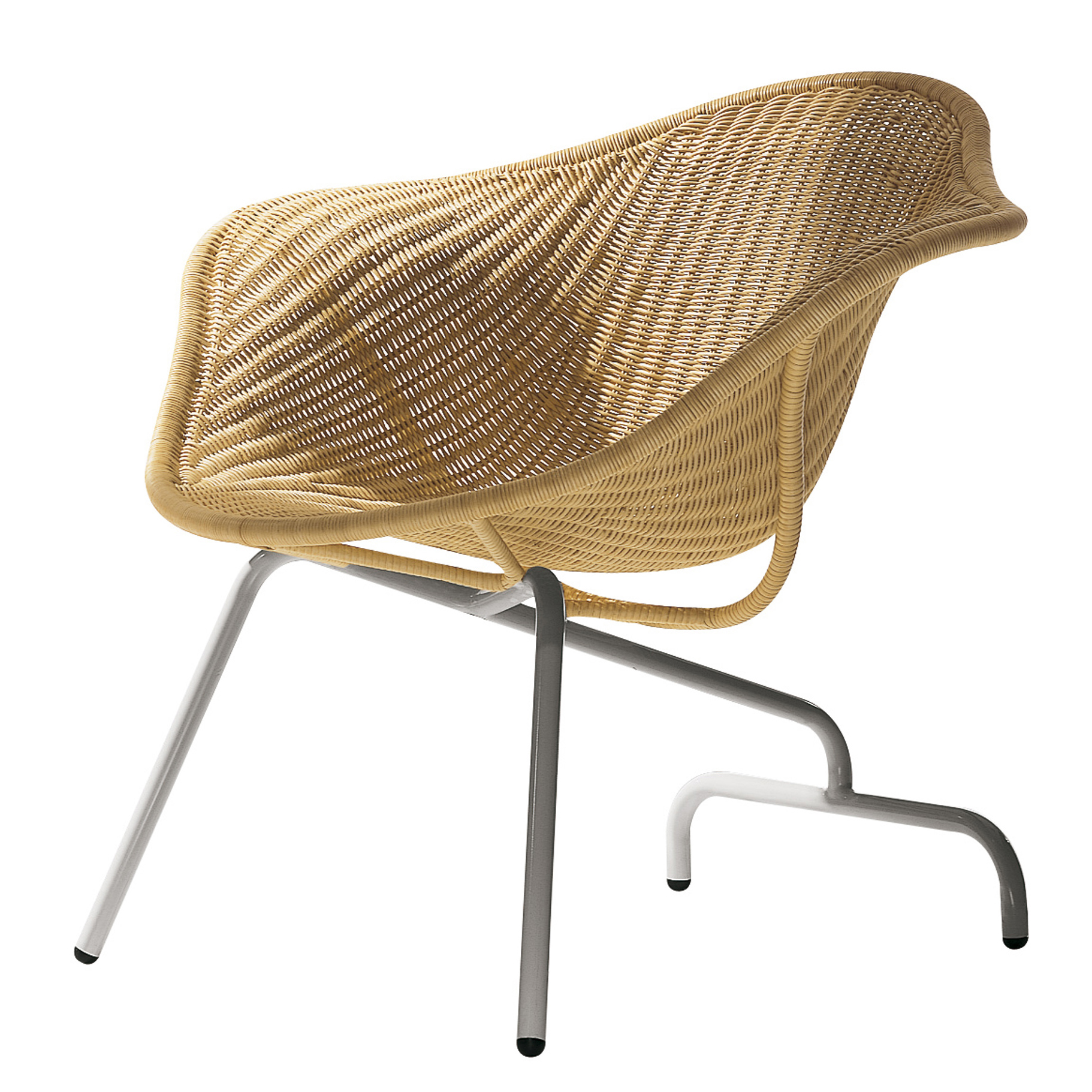 Ayu by Studio Roderick Vos