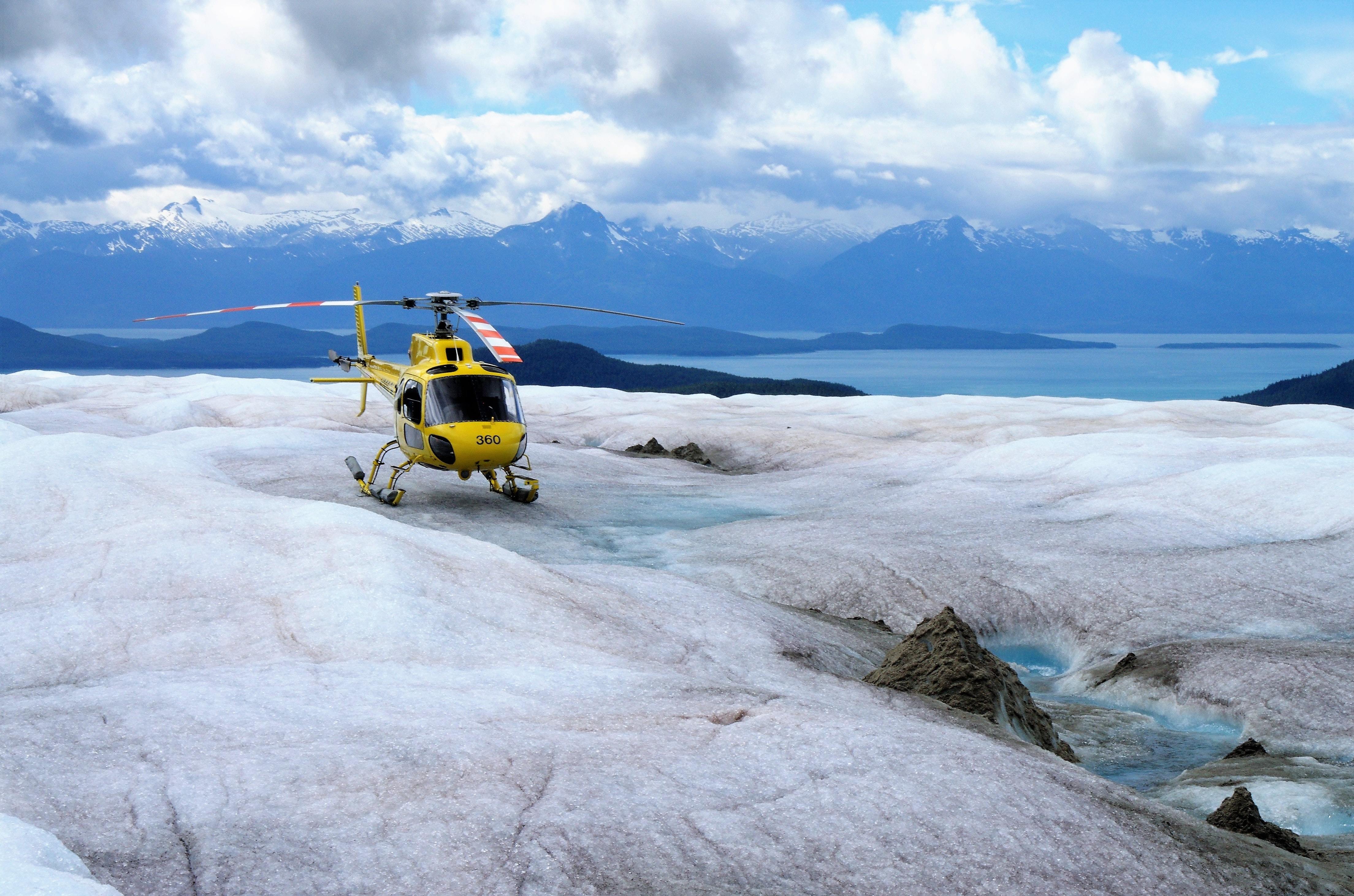 Top 4 Helicopters for You Next Aerial Cinematography Shoot | Helicopter ...