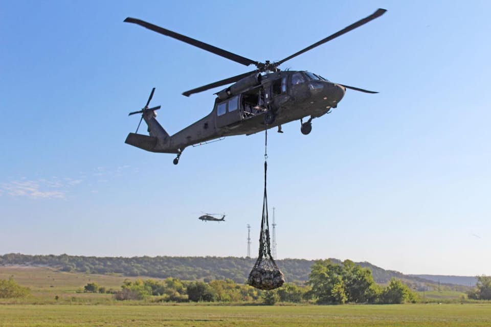 How Aerial Crane Helicopters Suspend, Support and Hoist Utility and ...