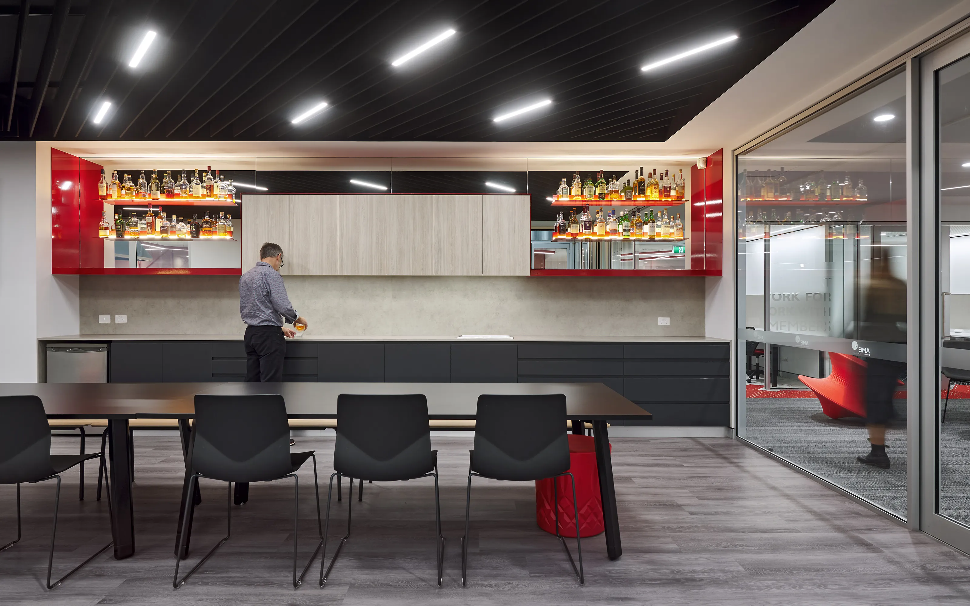 AME Offshore Solutions Fitout | SPH Architecture + Interiors