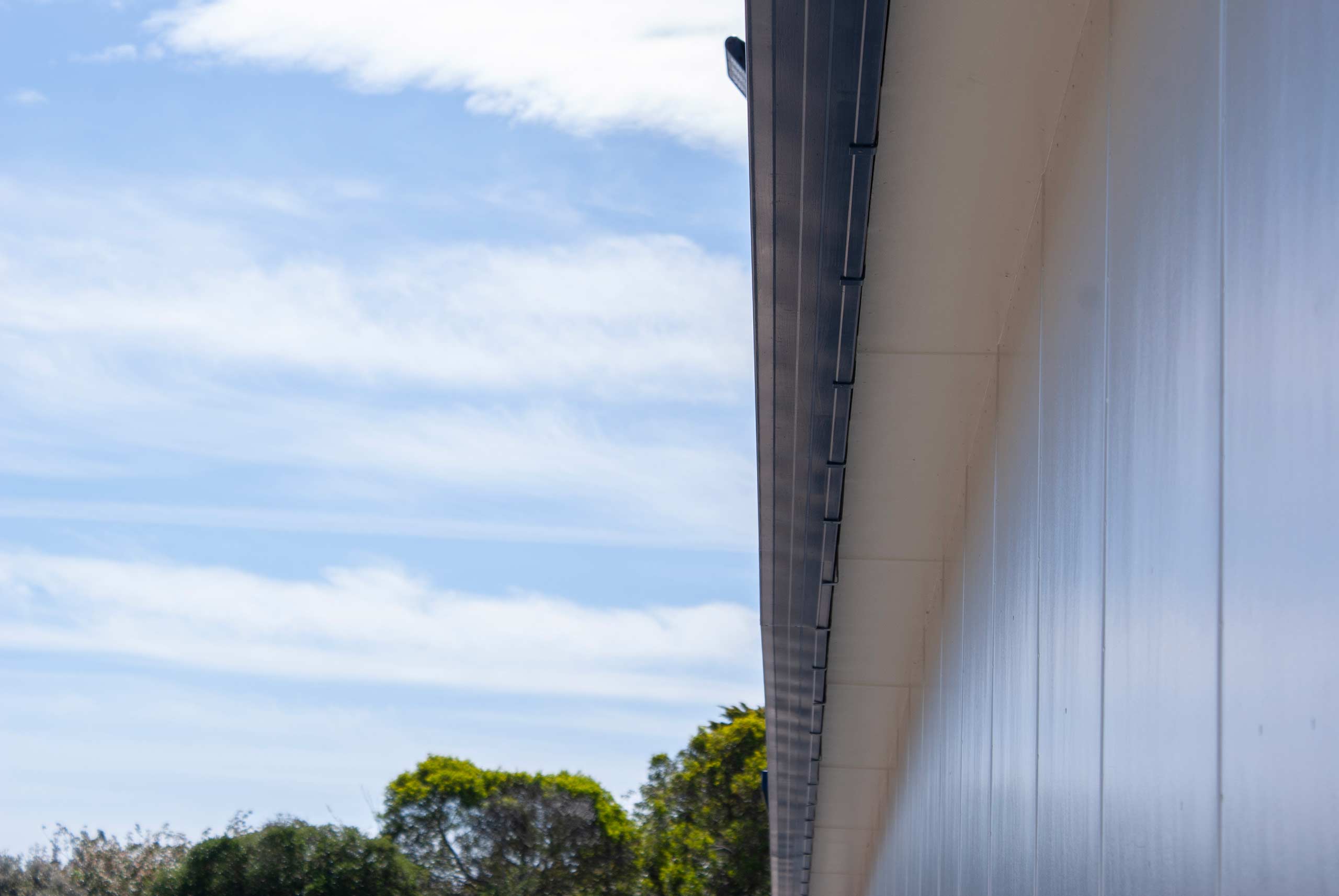 Bracket Industries - Spouting/Gutter, Downpipe and Fascia Brackets