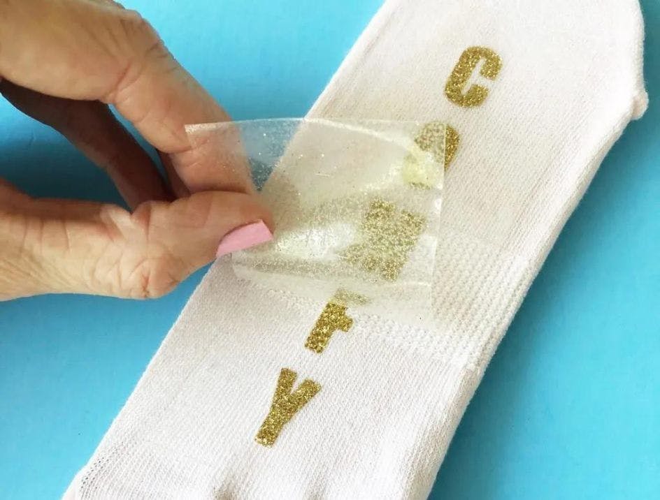 4 Ways to Put Your Logo on Socks