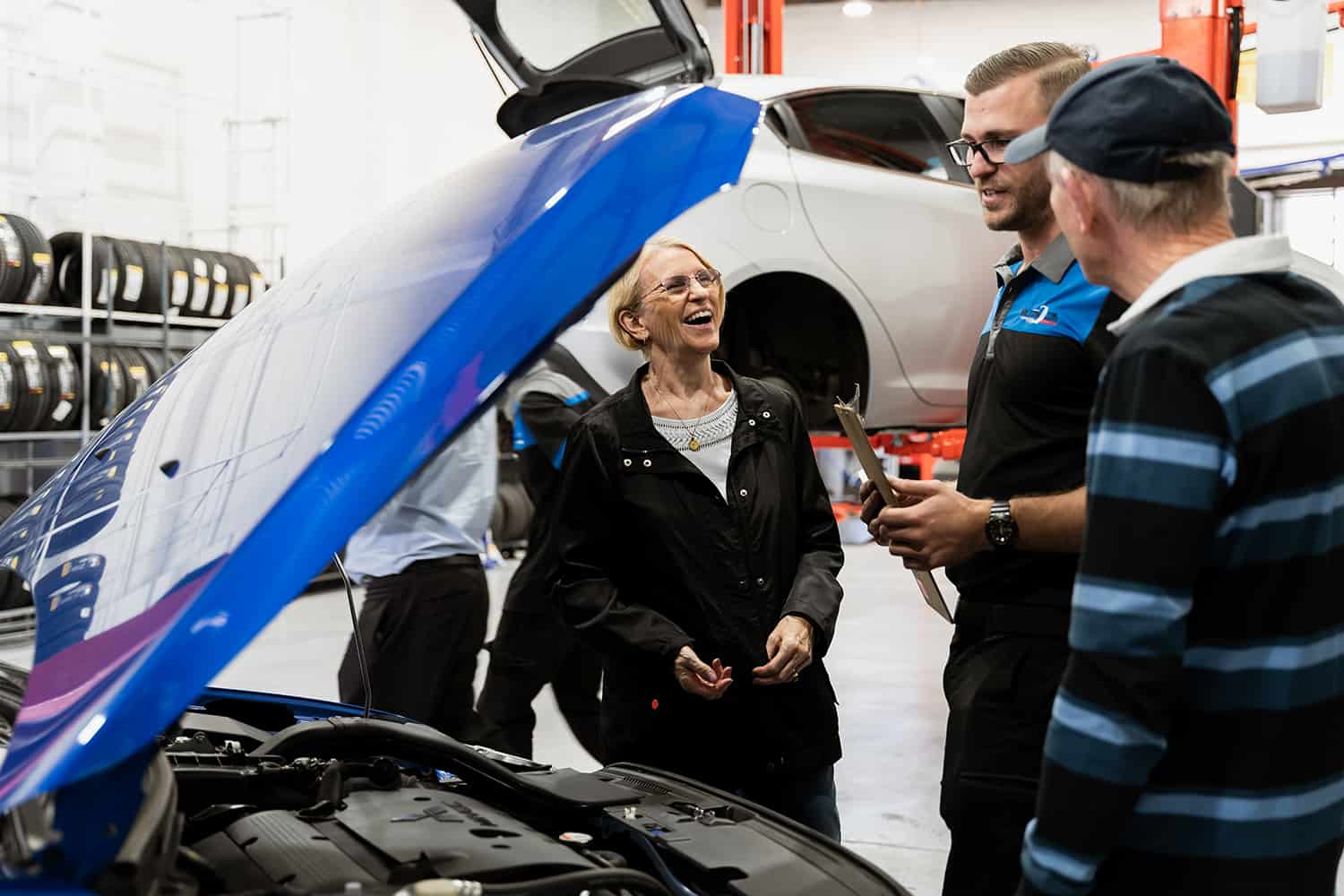 Land Rover Service - Land Rover Mechanic - Bosch Service Centre