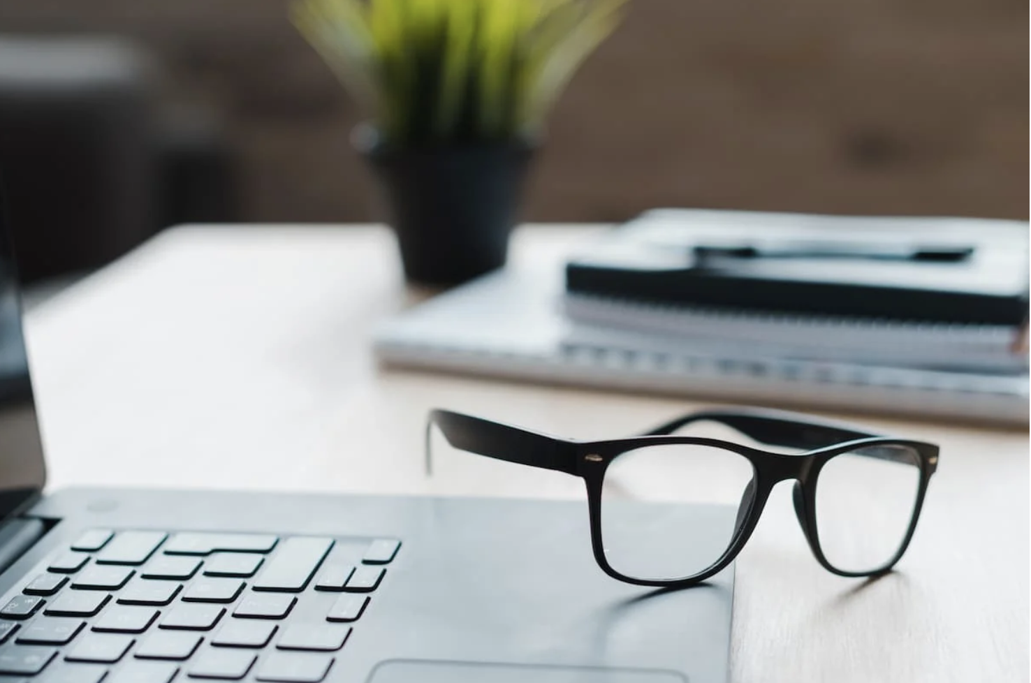 The Latest Advancements in Glasses Lens Technology