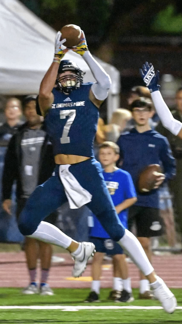 St. Thomas More Star WR Jack Bech Is On The Receiving End In Athletic ...