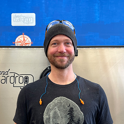 Team Members Bend Teardrop