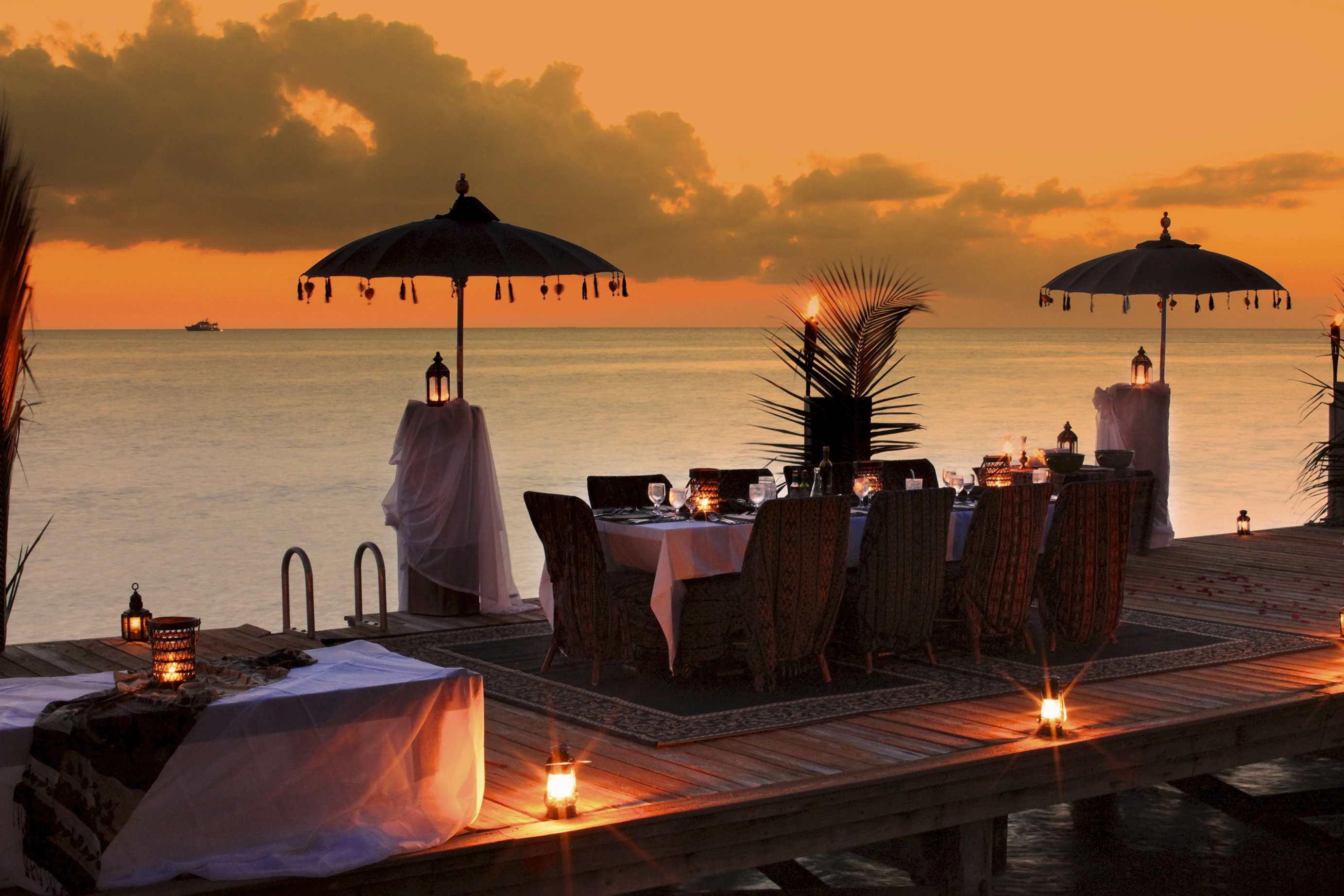 Dining at Musha Cay
