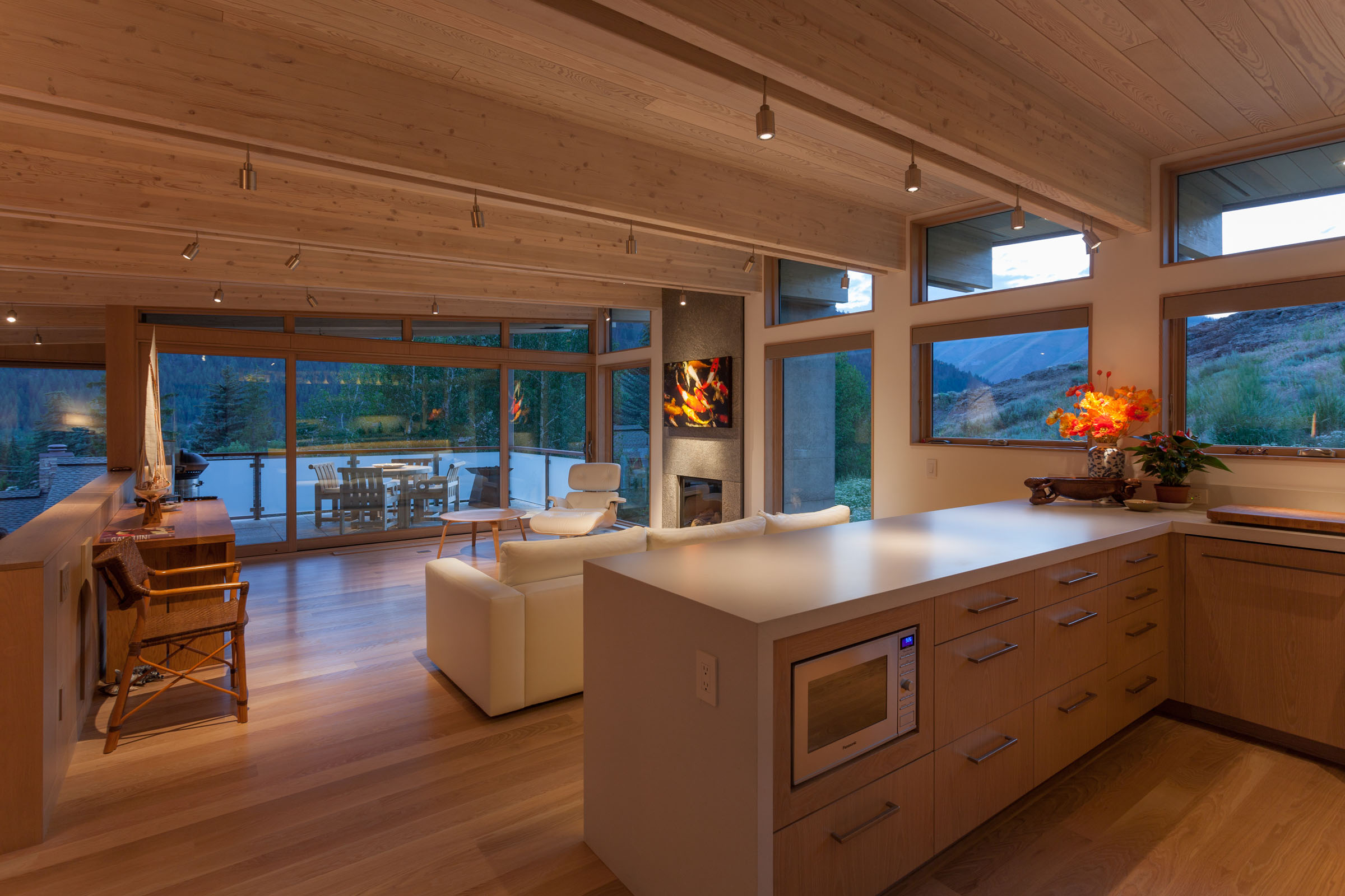 The Fries House | QB Corp.