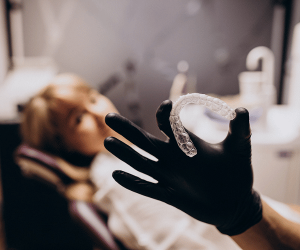 StraightMyTeeth: Your Guide to Teeth Straightening