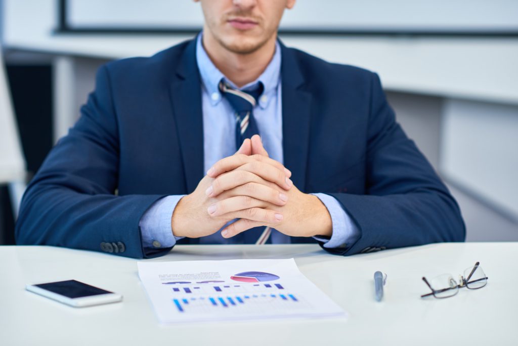 CV directeur financier : Guide de rédaction + modèle gratuit
