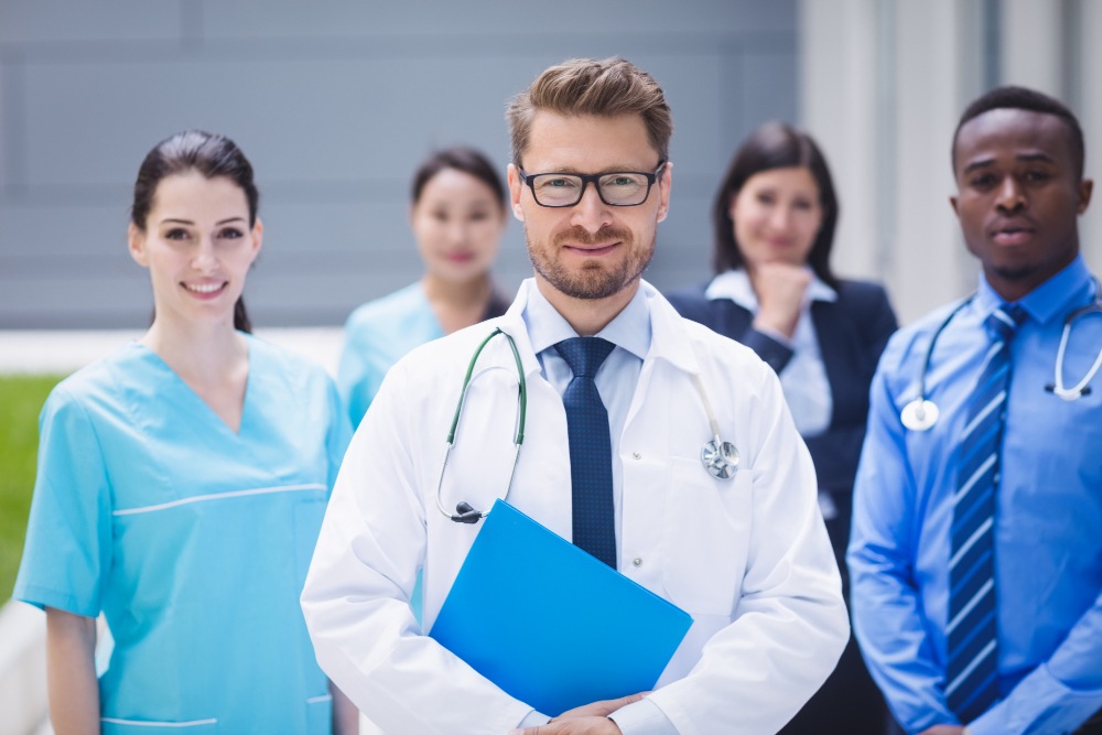 CV docteur | Guide de rédaction avec Exemples et Modèles de CV médical