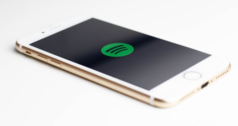 What is A&R and how does it work?