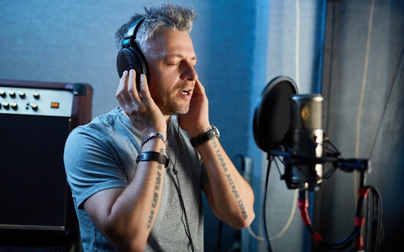 How to Become a Rapper: A Beginner's Guide