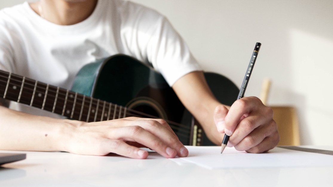 3 Song Structure Templates for Beginner Songwriters