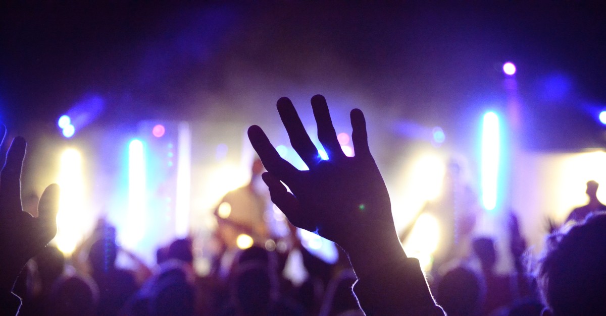 How to Find a Music Manager in 2024