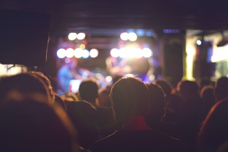 How to Find a Music Promoter & Book Gigs in 2024