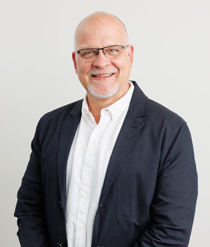 Dr. Joel Porter | Our Team | Bealey Centre