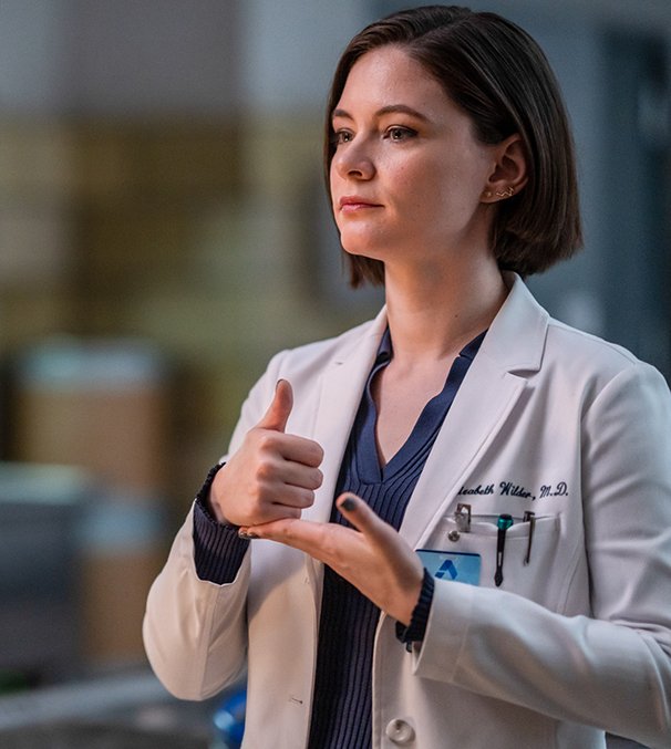 Famous Deaf and Hard of Hearing Actors and Actresses | Innocaption ...