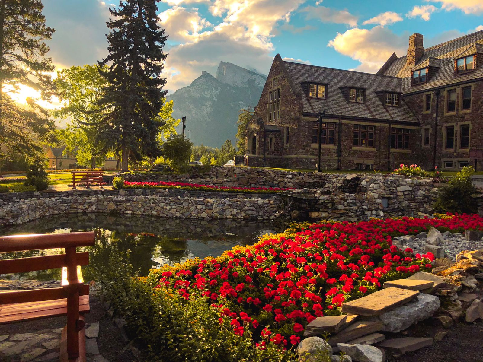 Cascade Gardens: Insider Tips for the Best Experience (2024) - Rocky Tales