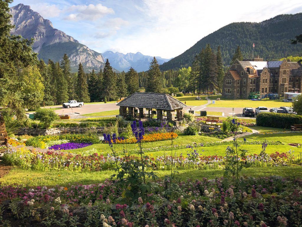 Cascade Gardens: Insider Tips for the Best Experience (2024) - Rocky Tales