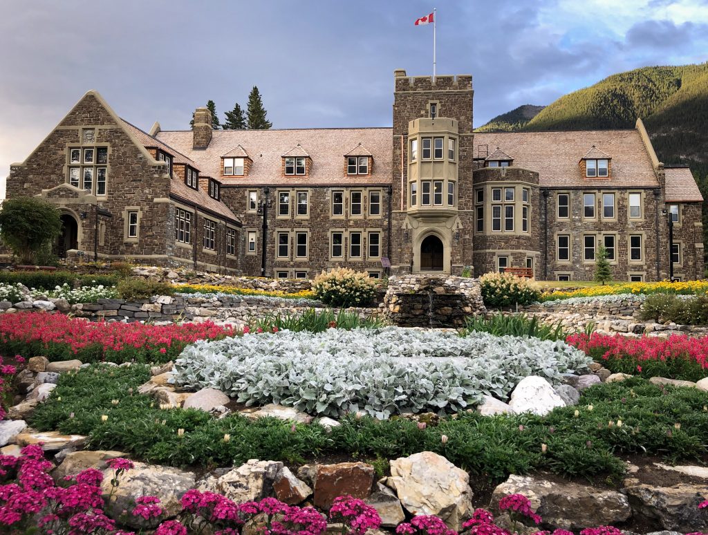 Cascade Gardens: Insider Tips for the Best Experience (2024) - Rocky Tales