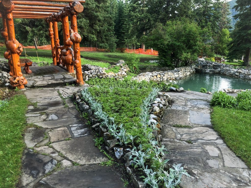 Cascade Gardens: Insider Tips for the Best Experience (2024) - Rocky Tales