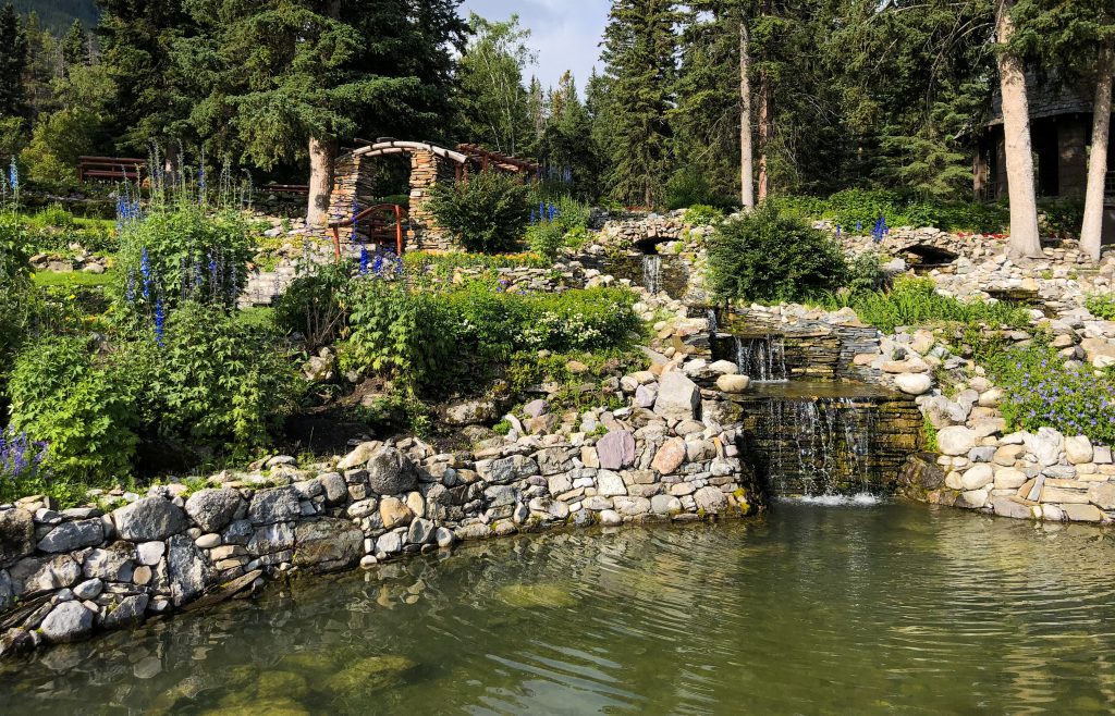 Cascade Gardens: Insider Tips for the Best Experience (2024) - Rocky Tales