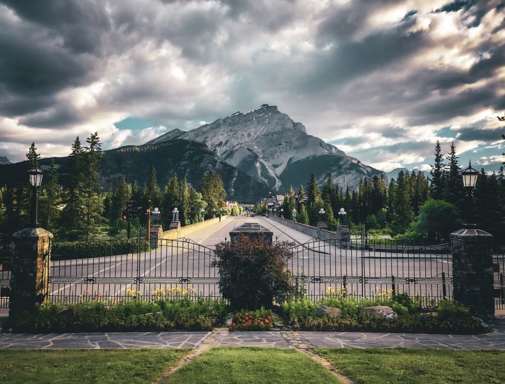 Cascade Gardens: Insider Tips for the Best Experience (2024) - Rocky Tales