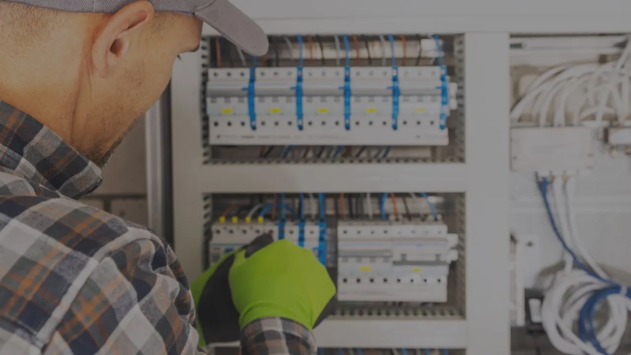 Electrical Contractor London | Electrician Services UK