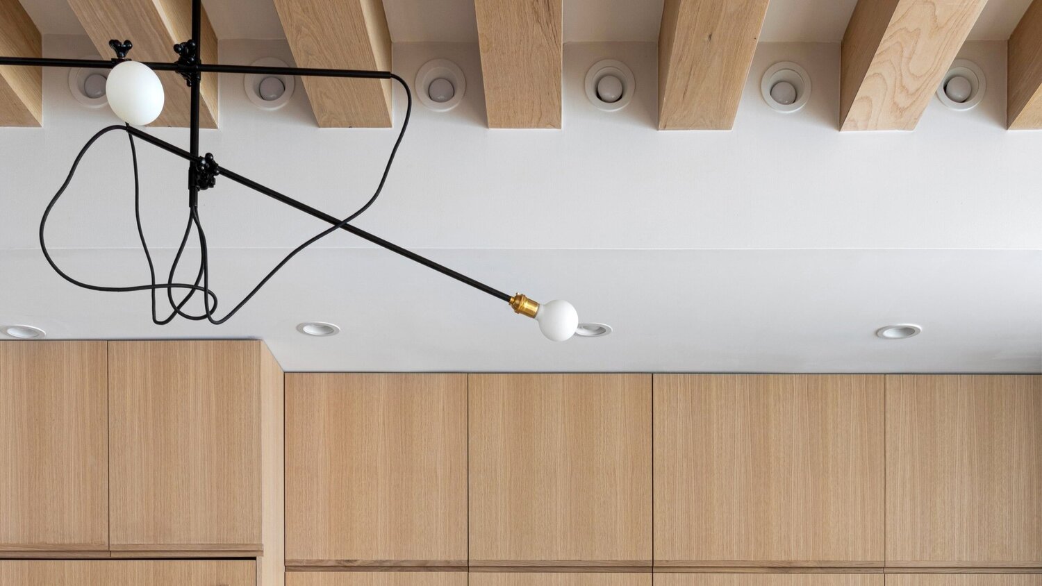 Natural vs. Artificial Lighting in Interior Design | Stewart-Schafer ...