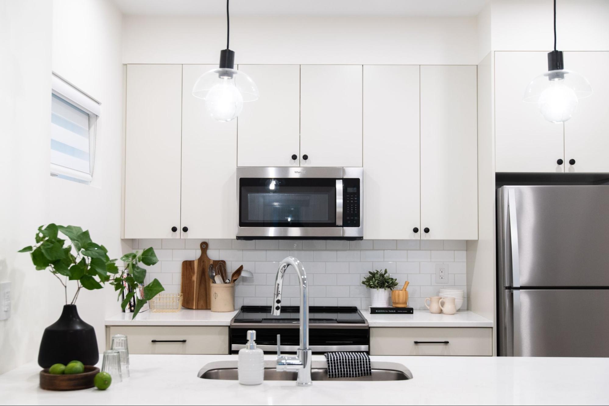 4 Tips For Entertaining in Rental Spaces | Paragon Living