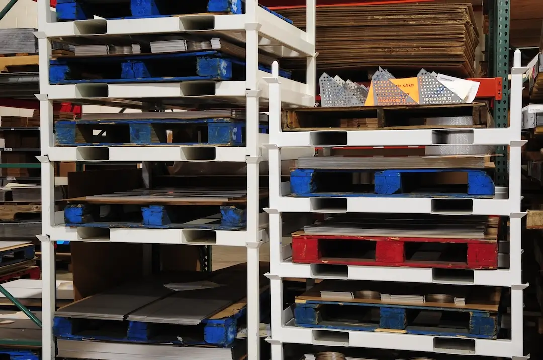 Stacking Pallet Rack - Gallery - LEAN Manufacturing