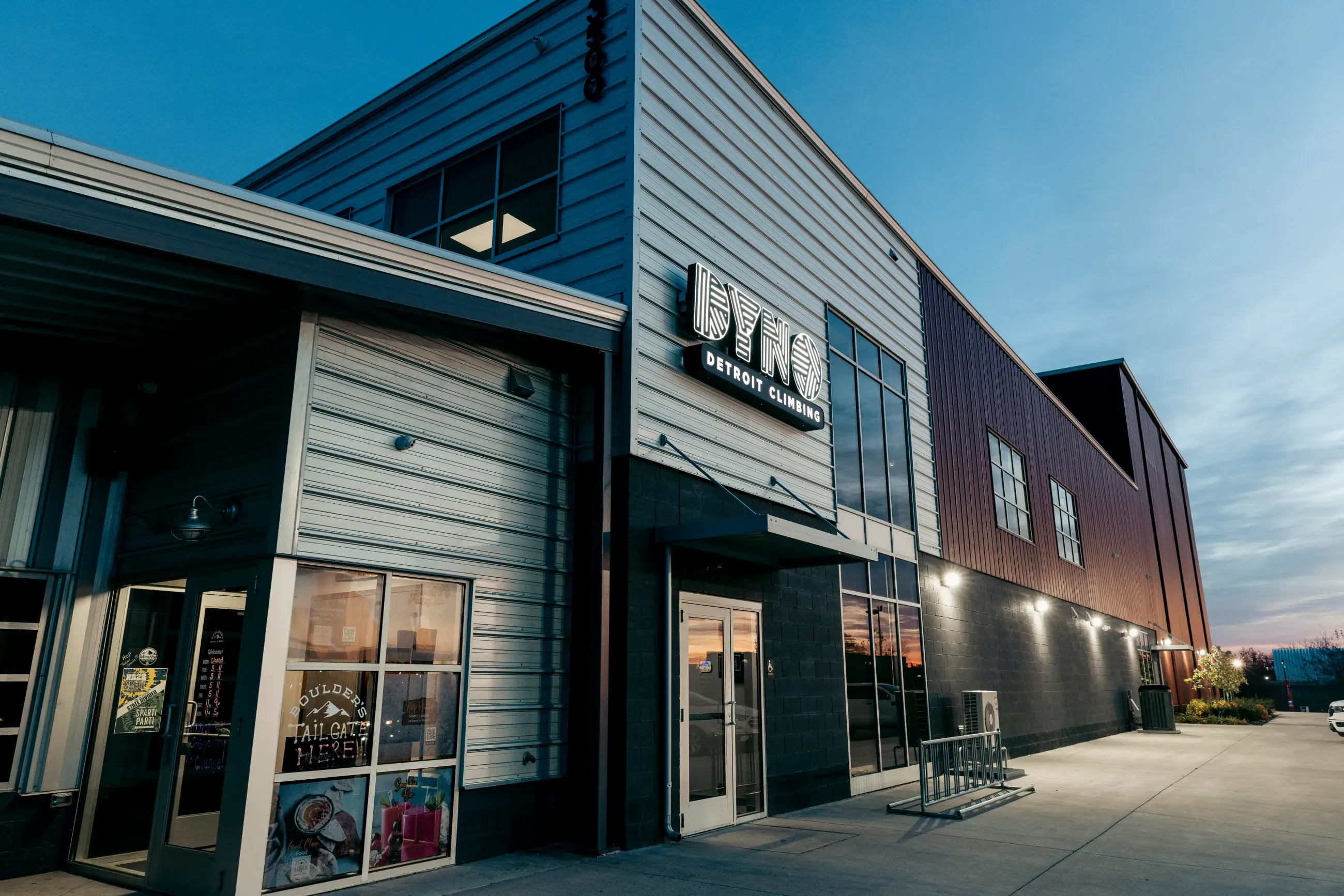 DYNO Detroit Climbing