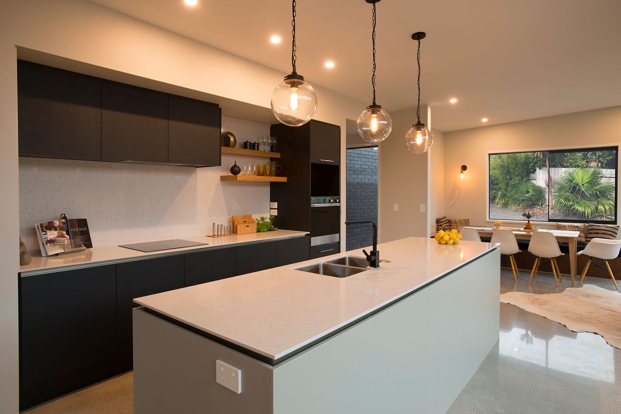 Landing Drive, Pyes Pa | HK | Kitchens that feel good