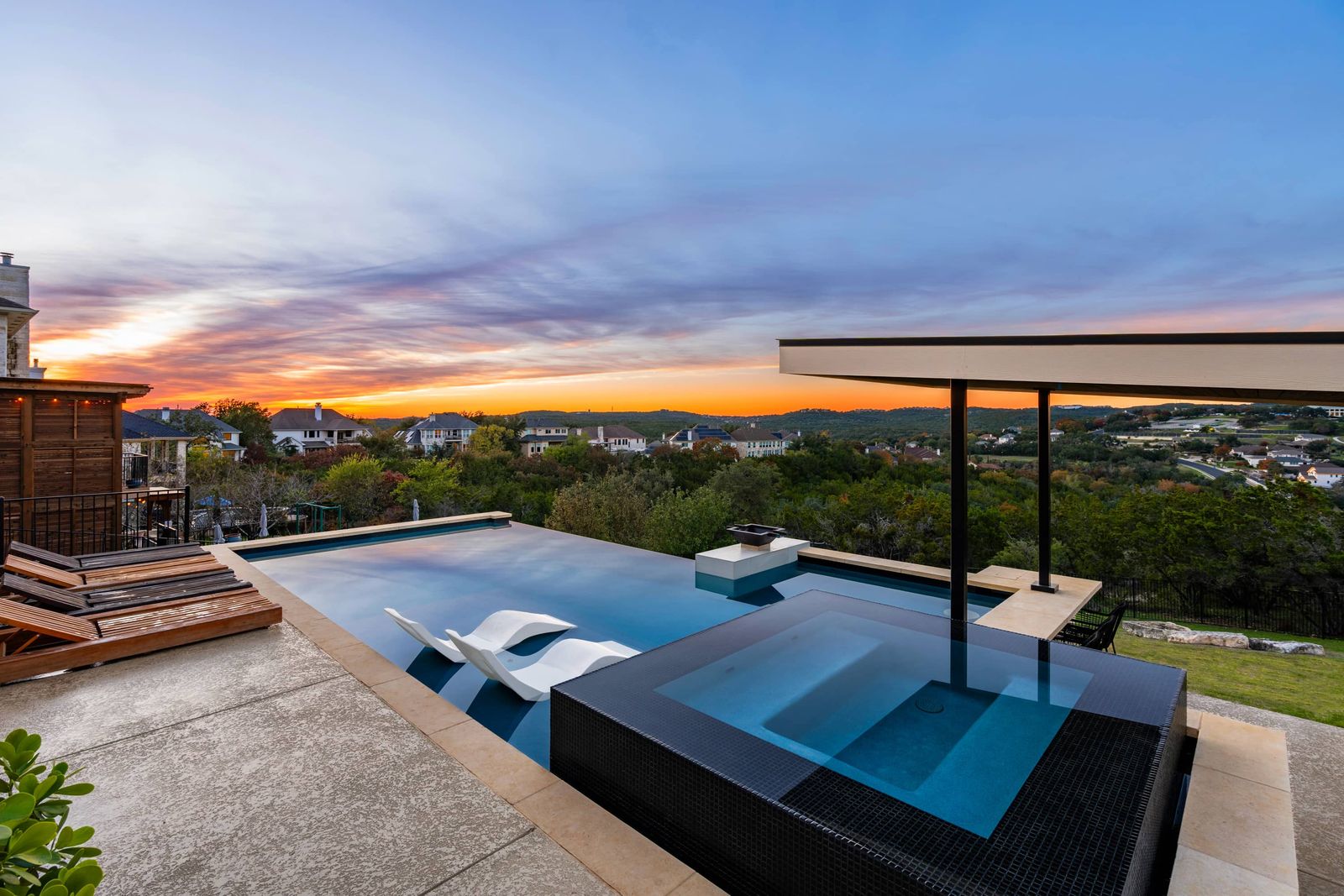 Custom Pool Designs | Austin Swimming Pool Builder | GBIV Designs