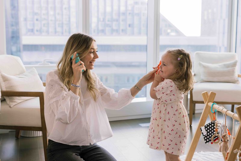 Daisy Plays | Unlock first words and full sentences