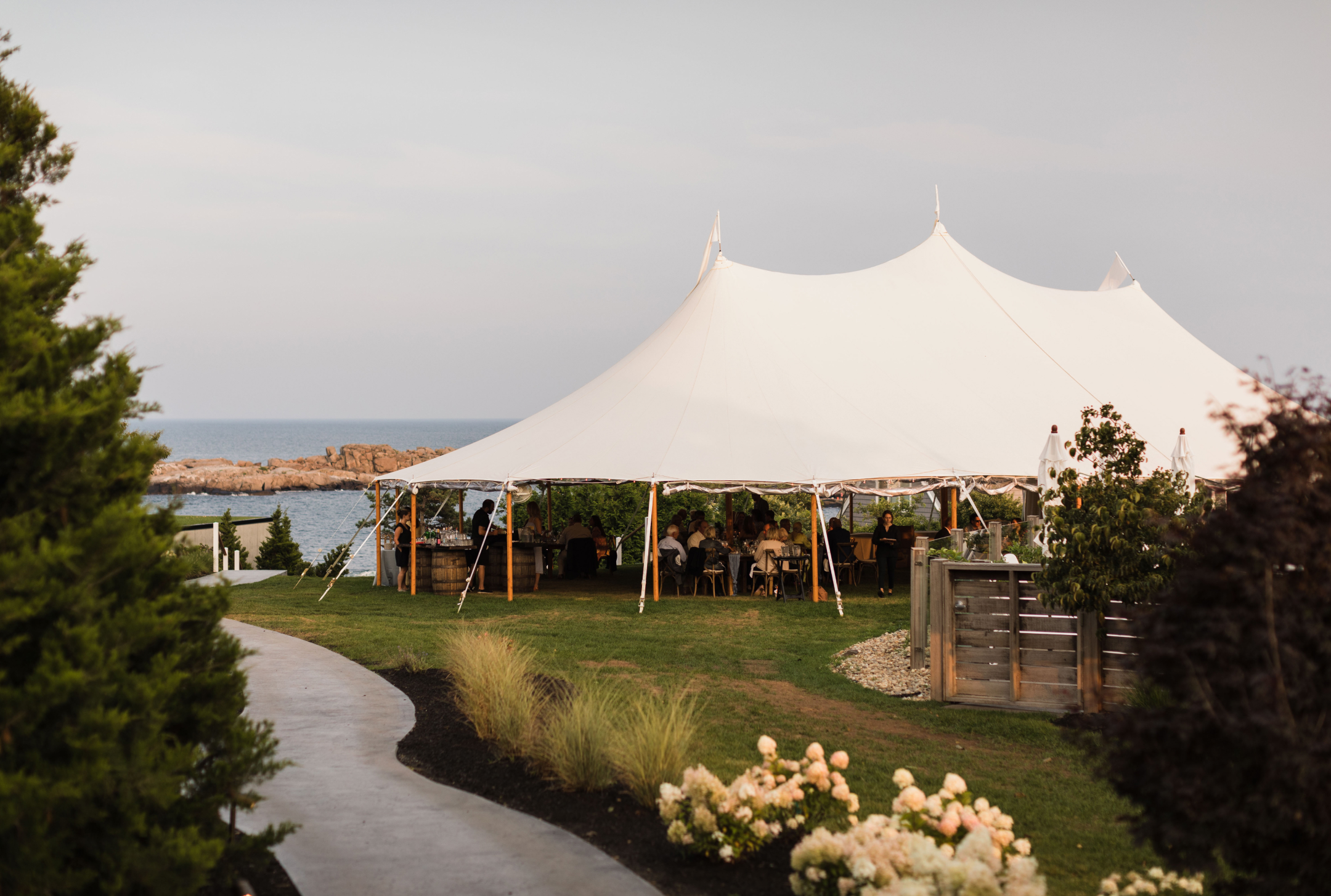 Maine Getaways - Oceanfront Rooms | The Viewpoint Hotel