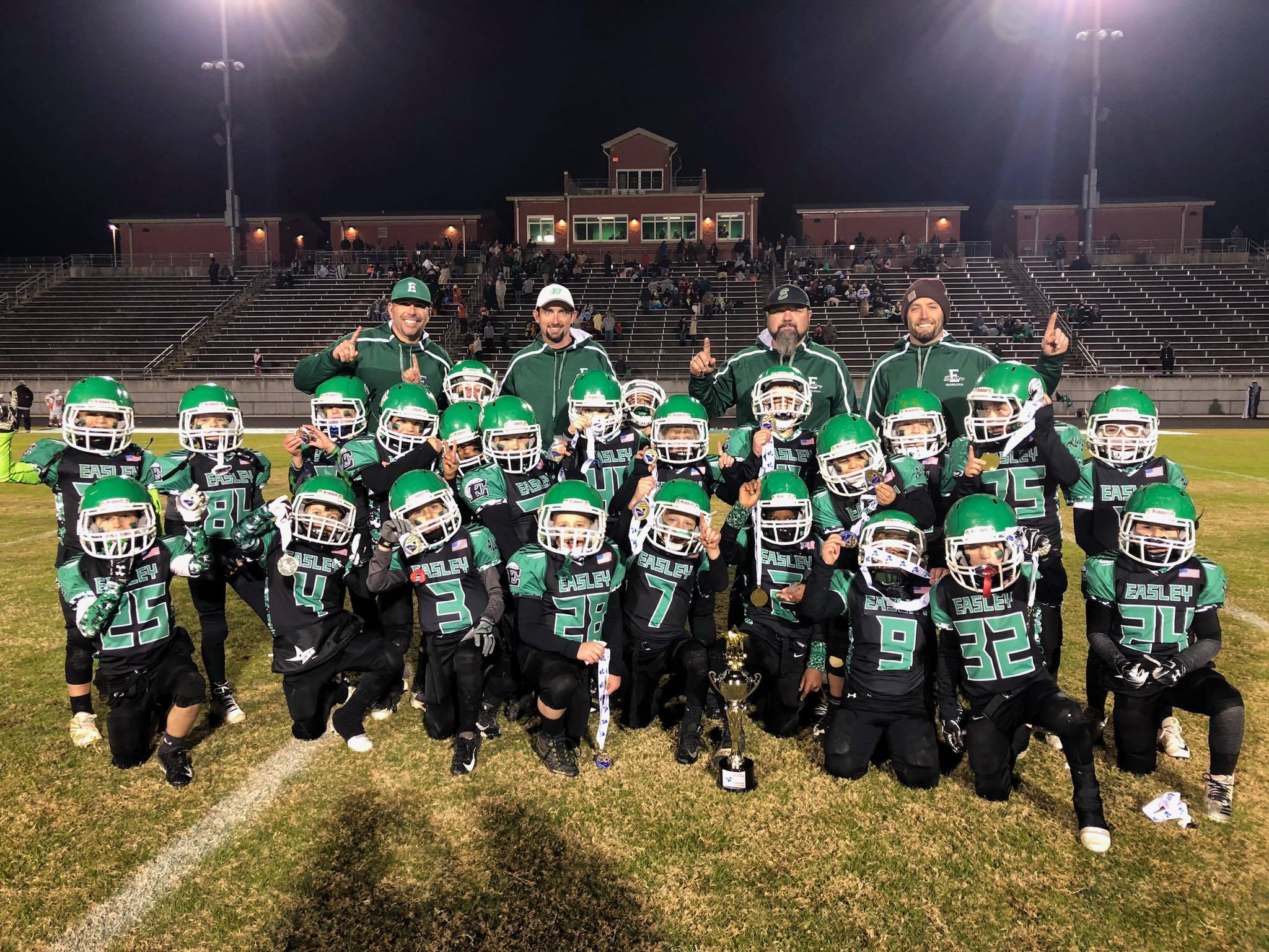 Fall Tackle Football | Youth Athletic Programs