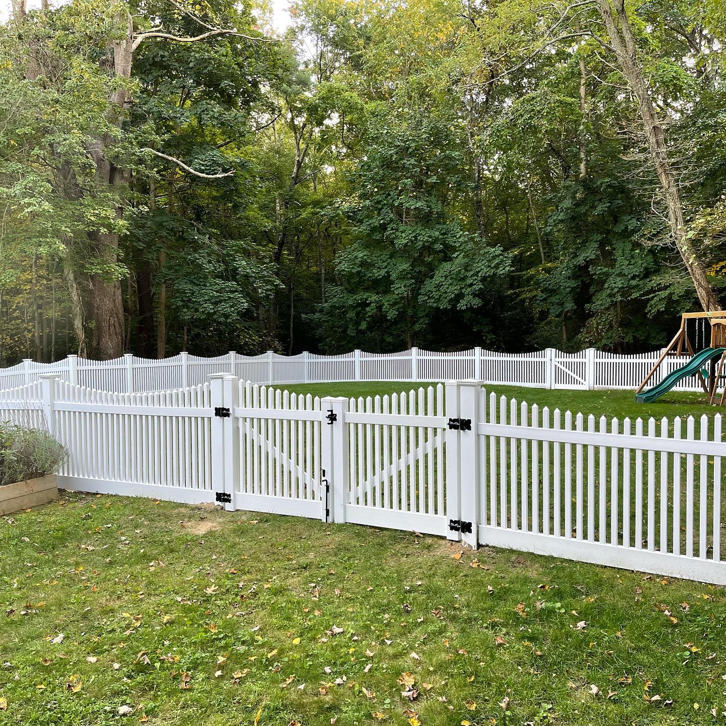 Vinyl Fence Installation - Raleigh-Durham-Chapel Hill