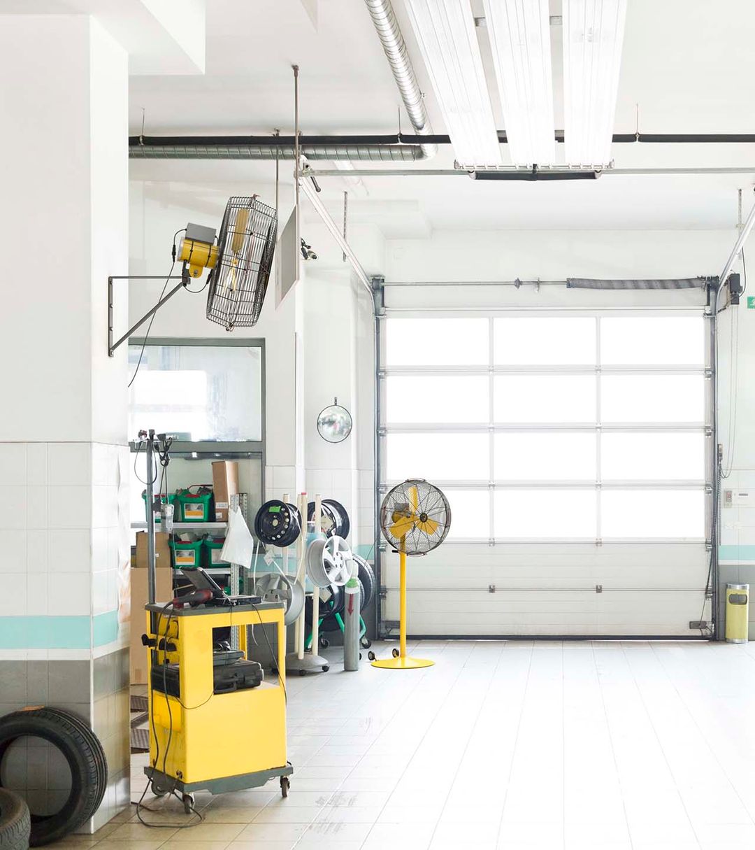 Wall mounted | Jet Black Fan Systems