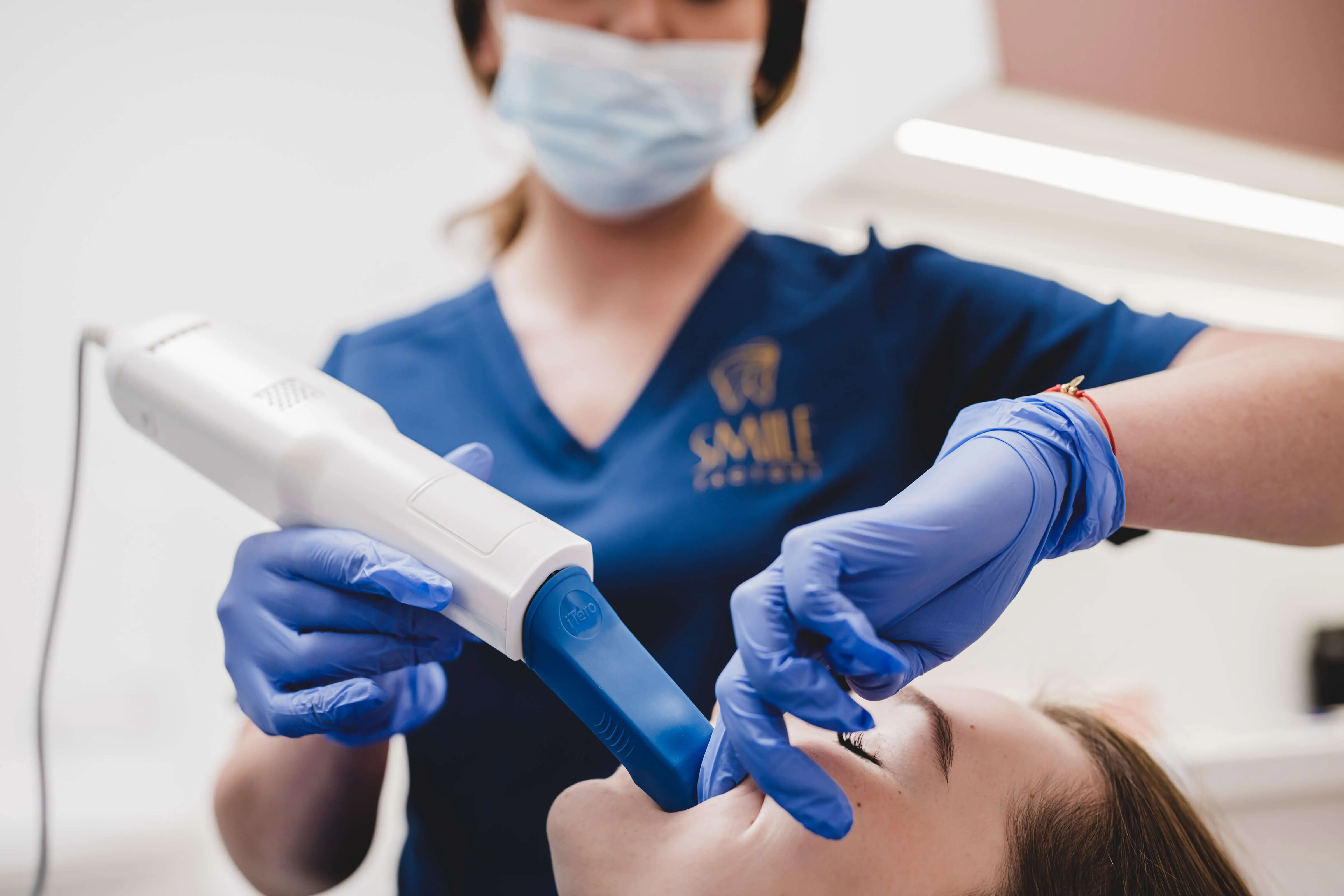 Smile Factory | Implanty | Ortodoncja | Stomatolog Warszawa